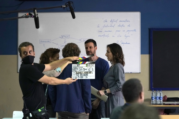"HIT", la nueva serie de La 1, finaliza su rodaje - Mundoplus.tv