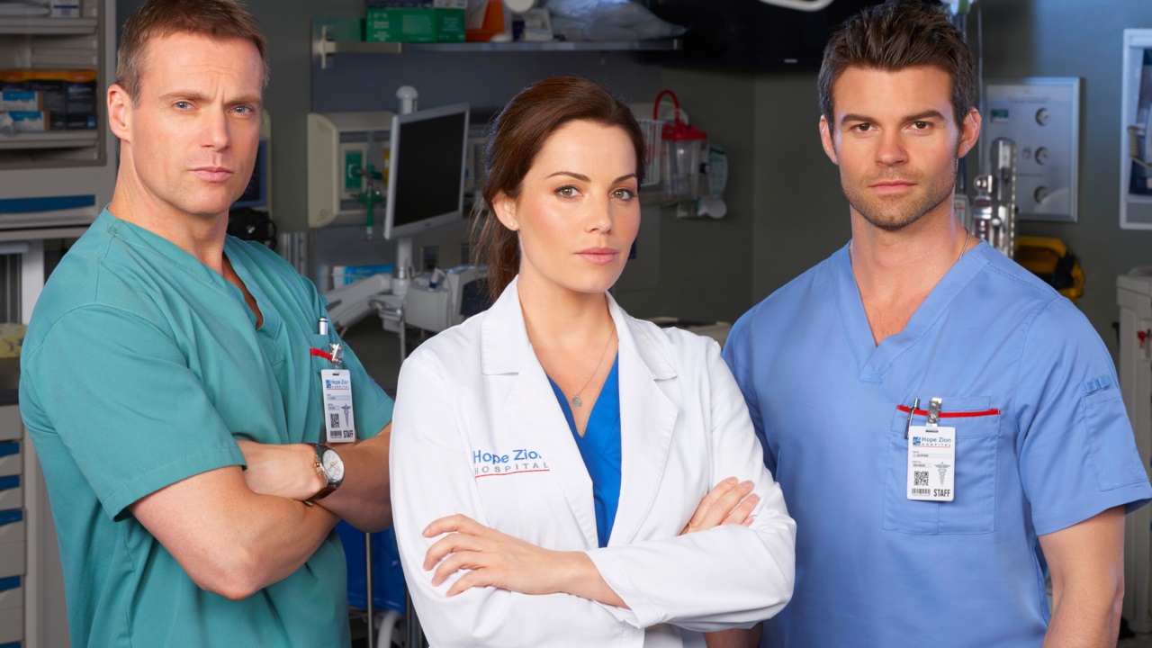 La tercera temporada de "Saving Hope" llega a Warner TV - mundoplus.tv