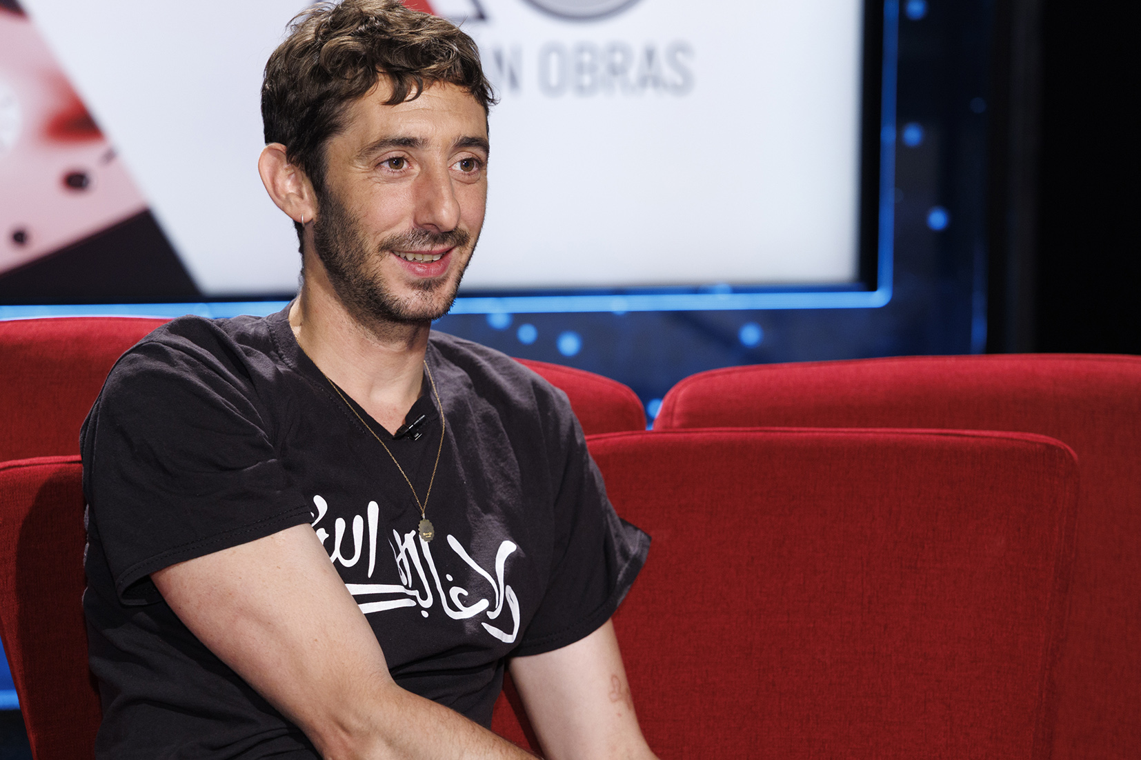 El actor Enric Auquer visita "Atención Obras" - Mundoplus.tv